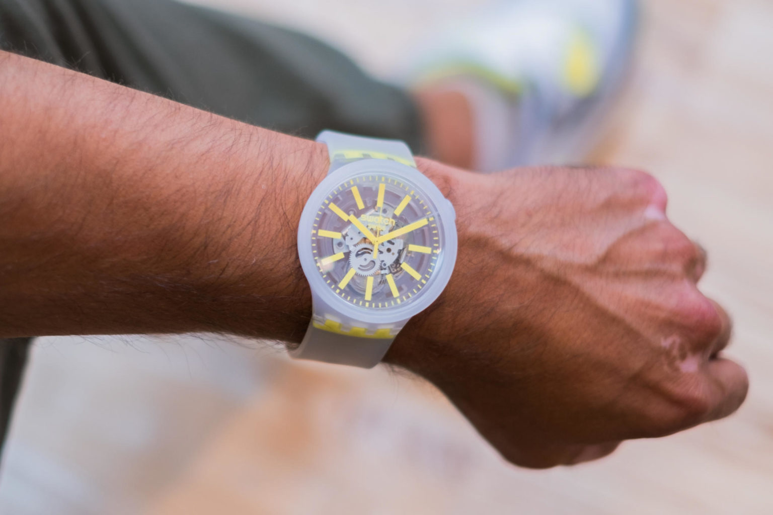 Swatch Big Bold Jelly Neon [cena] - CH24.PL