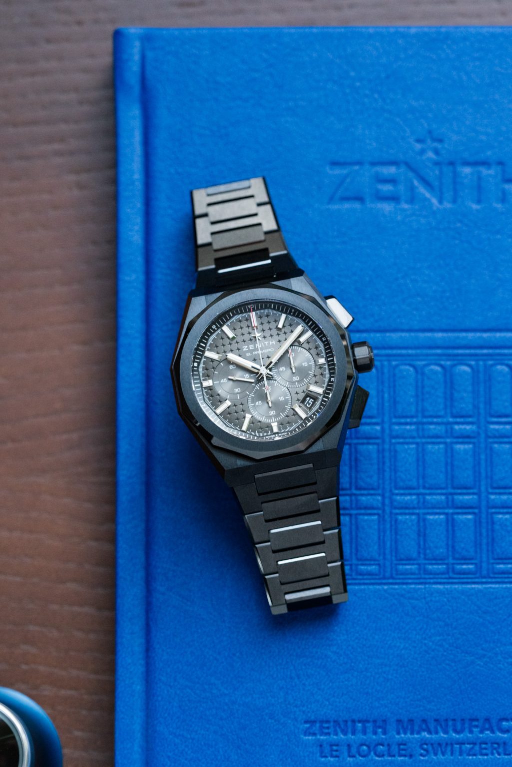 Hands-On: Zenith Defy Skyline Chronograph i Skeleton w czarnej ceramice ...